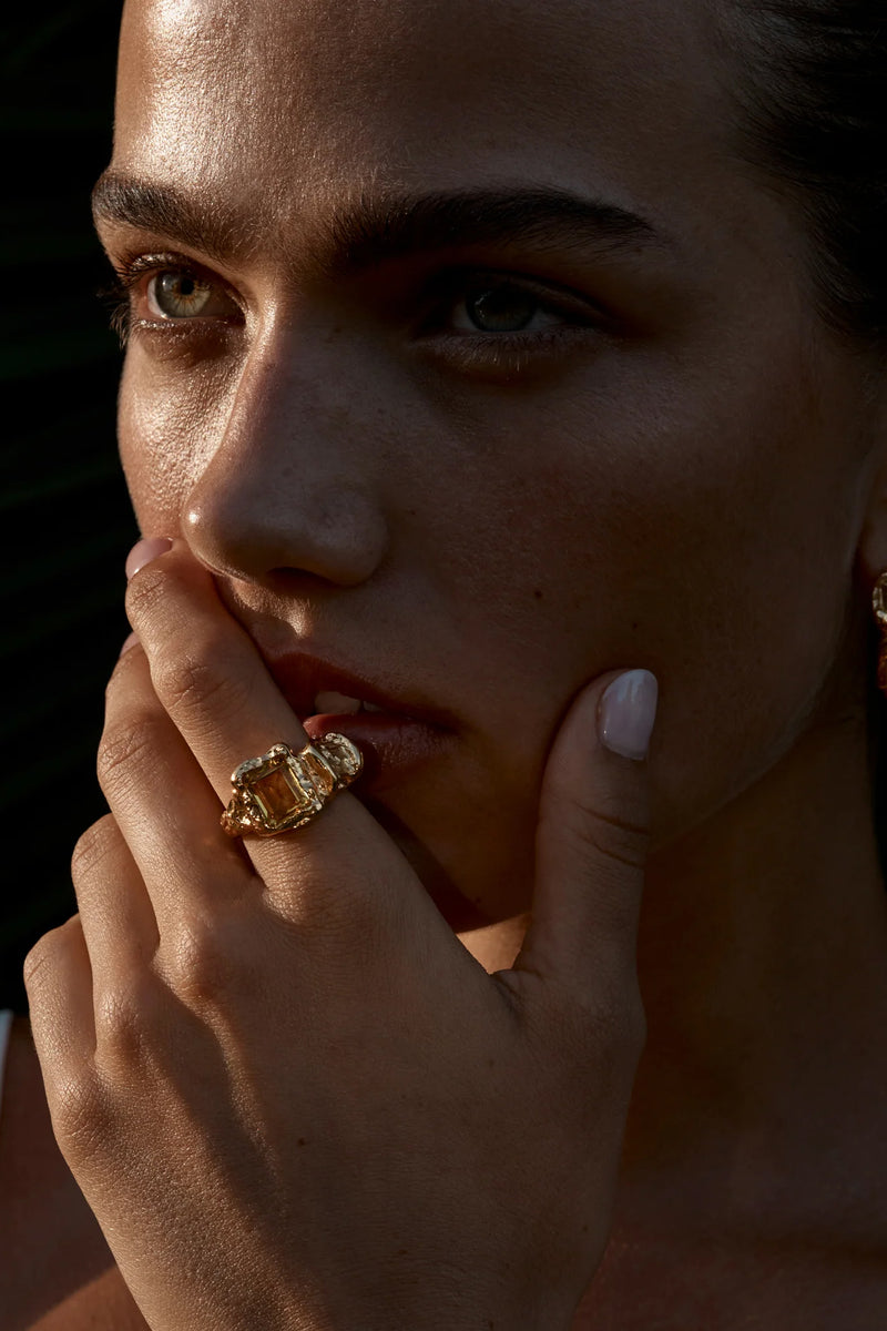 Amber Sceats - Orchid Ring – Farage